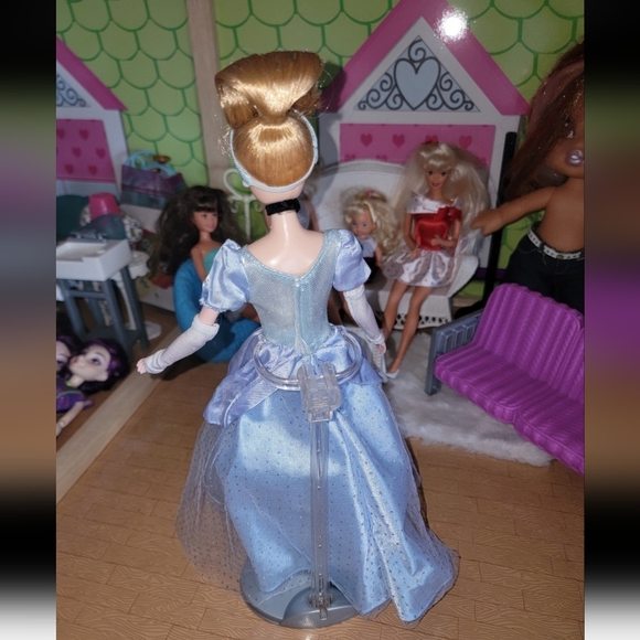 Disney | Toys | Rare 99s Cinderella Doll Disney Classic Doll Collection ...